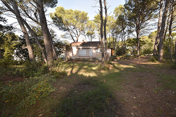 Maison à vendre - Uchaux - 2 pièces - 1 chambre