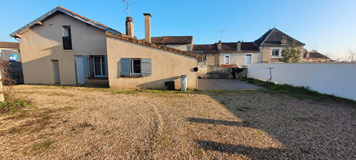 Maison à vendre - Poitiers, Ouest - 7 pièces - 3 chambres