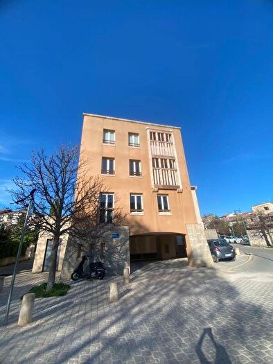 Appartement à louer - Centre Ville, Le Beausset - 2 pièces - 1 chambre