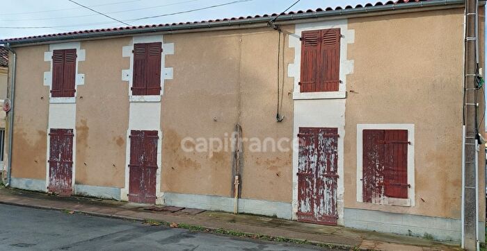 Maison à vendre - Fontenay-le-Comte, Saint-Médard des Près, Boisse - 7 pièces - 4 chambres