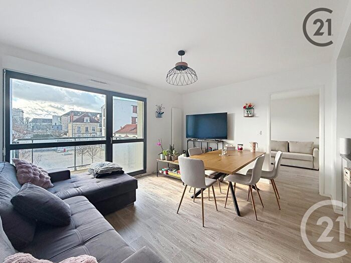 Appartement à vendre - Troyes, Saint-Martin - 4 pièces - 3 chambres