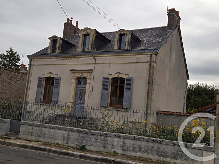 Maison 8 pièces à vendre à Sancoins