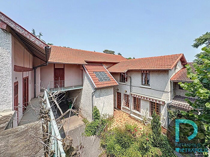 Maison à vendre - Balan - 10 pièces - 5 chambres