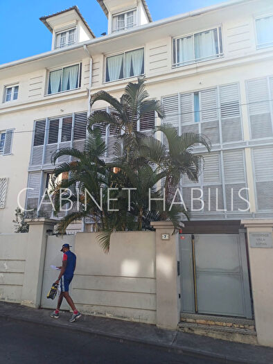 Saint-Denis, Centre-ville : Appartement 2 pièces à vendre