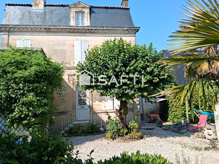 Maison 8 pièces à vendre à Cognac, Saint-Jacques