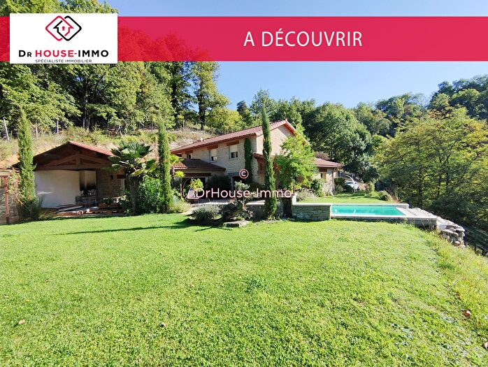 Saint-Vérand - Maison 7 pièces à vendre