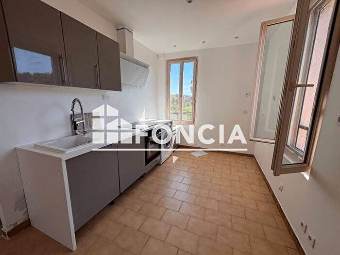 Appartement 3 pièces à Village, La Londe-les-Maures, à louer