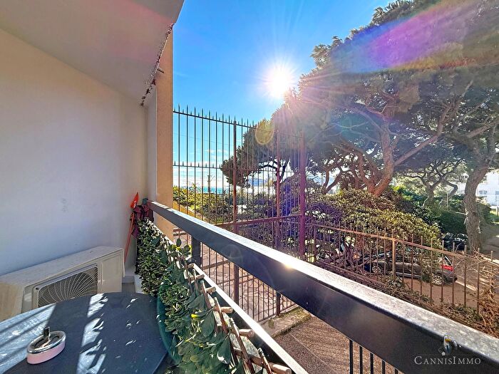 Appartement à vendre - Cannes, Bocca Sud - 2 pièces - 1 chambre