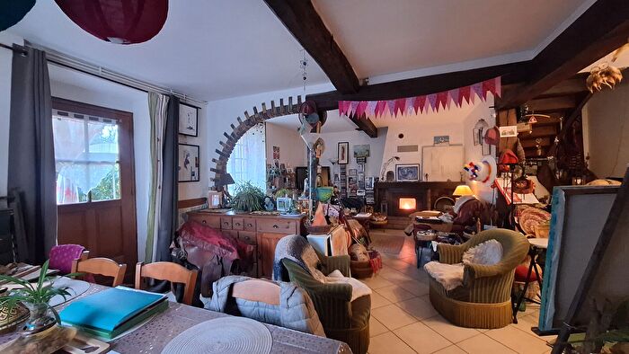 Maison à vendre - Saleich - 7 pièces - 6 chambres