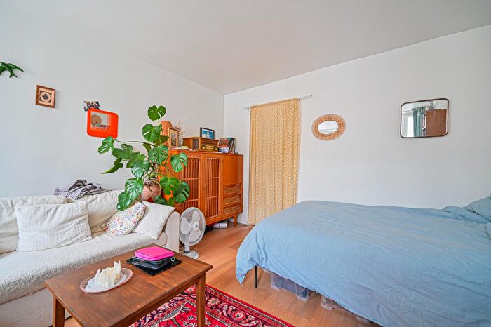 Appartement à vendre - Paris e , Père Lachaise, Réunion - 1 pièce