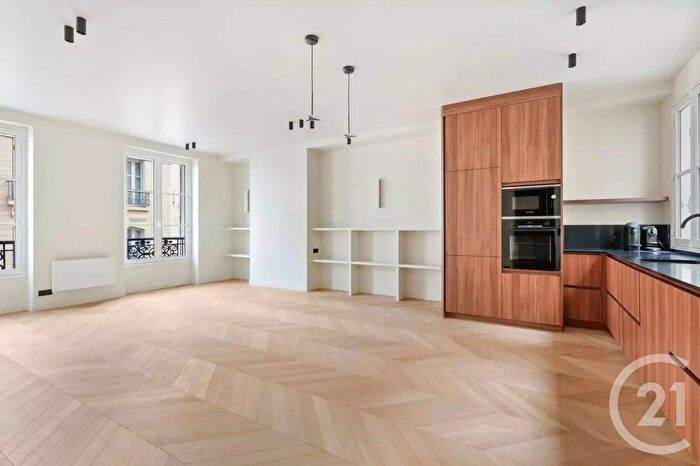 Appartement à vendre - Paris e , Clichy, Trinité - 5 pièces - 3 chambres