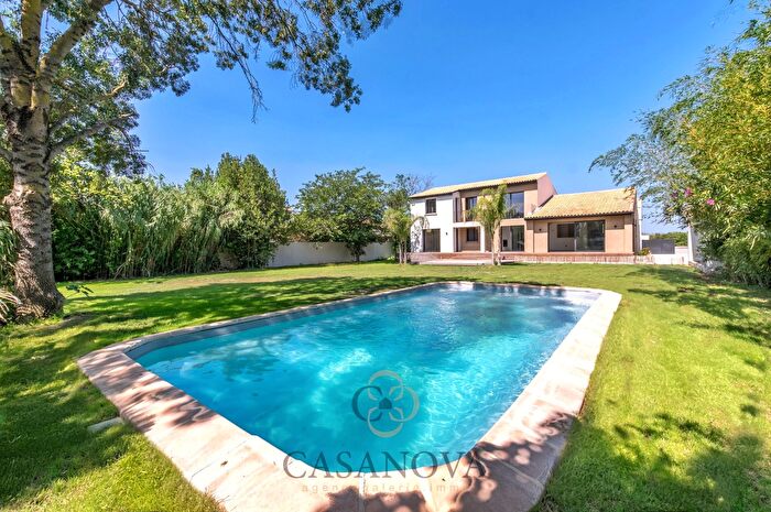 Maison à vendre - Mauguio, Centre-ville - 7 pièces - 5 chambres