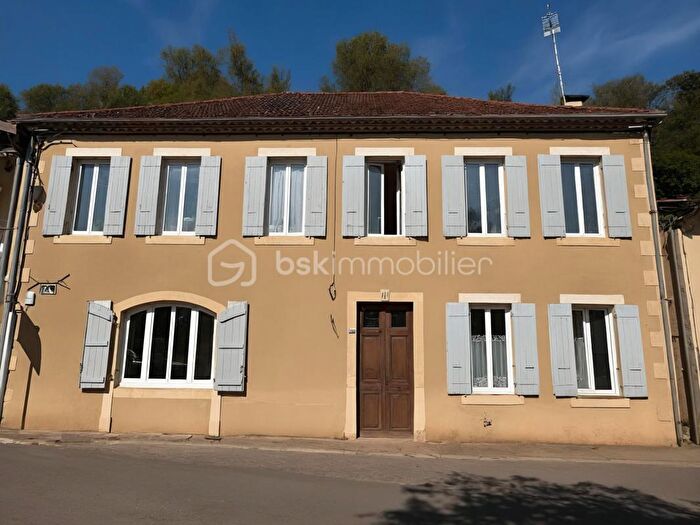 Maison à vendre - Montestruc-sur-Gers - 8 pièces - 5 chambres