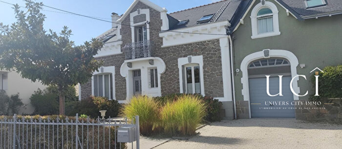 Bouguenais, Beau-Soleil et villages : Maison 8 pièces à vendre
