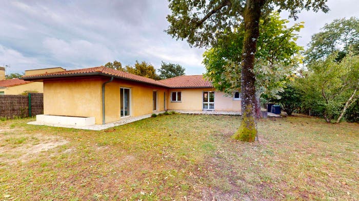 Maison 6 pièces à louer à Léognan