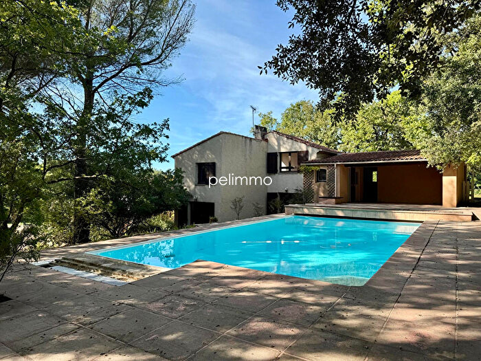 Maison à vendre - Aix-en-Provence, Puyricard, Célony - 6 pièces - 5 chambres