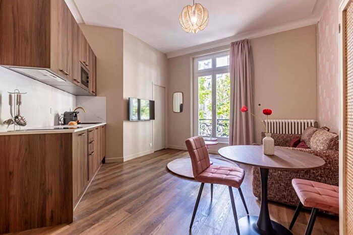 Appartement à louer - Champerret-Berthier, Paris ème - 1 pièce