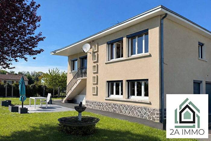 Maison 5 pièces à Thuret, à vendre