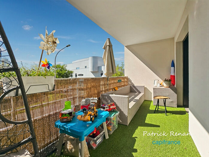 Appartement à vendre - Saint-Cyr-lécole, Fontaine Saint-Martin - 4 pièces - 3 chambres