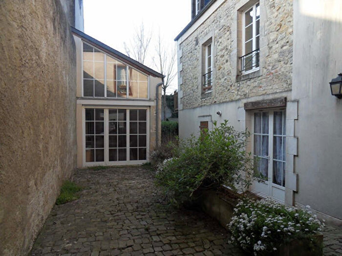 Appartement à louer - Bayeux, Centre-ville, Saint-Jean - 2 pièces - 1 chambre