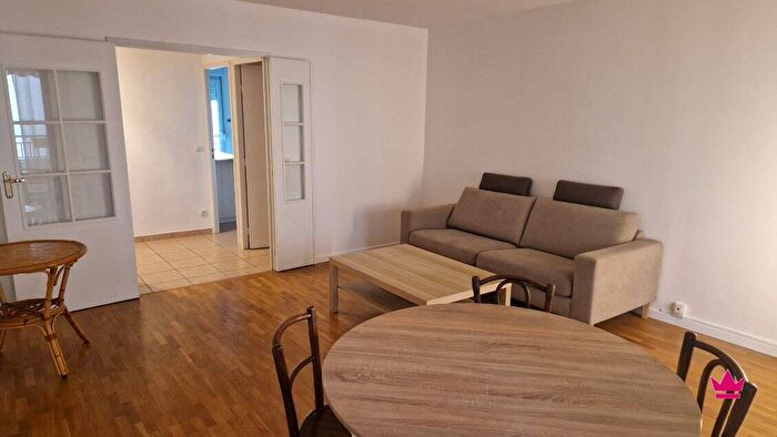 Appartement à louer - Montchat, Lyon ème arrondissement - 3 pièces - 2 chambres