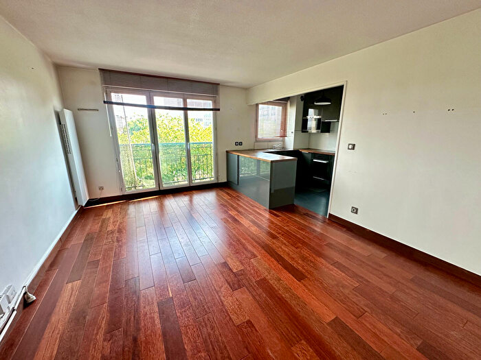 Colombes, Charles de Gaulle : Appartement 3 pièces à louer