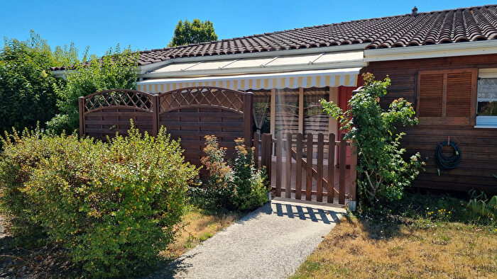 Maison à vendre - Casteljaloux - 3 pièces - 2 chambres