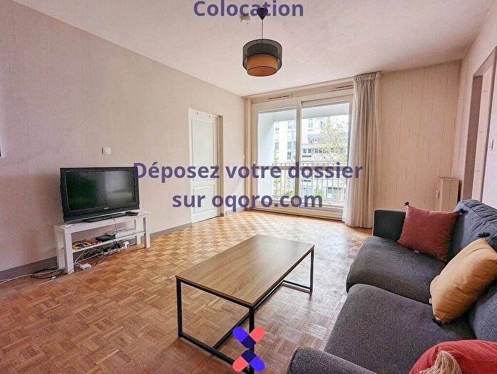 Appartement à louer - Champ Perdrix, Dijon - 4 pièces - 3 chambres