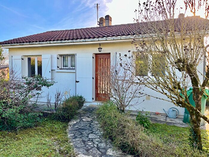 Maison à vendre - Saint-Pardoux-Isaac - 5 pièces - 3 chambres