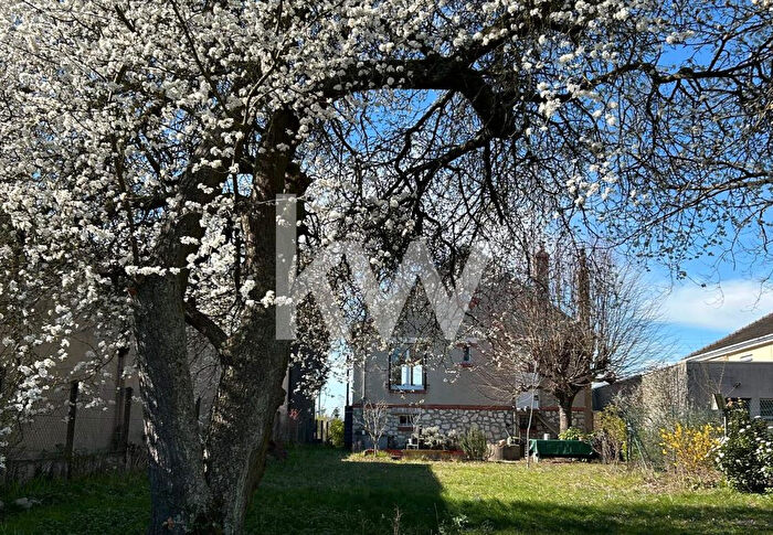 Maison à vendre - Fleury-les-Aubrais, Boudines, Champs du Moulin, Barrière Saint-Marc - 4 pièces - 3 chambres