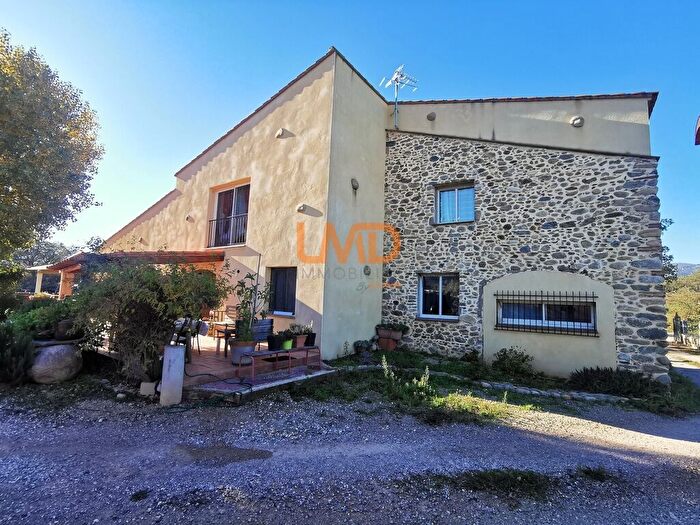 Maison à vendre - Vinça - 5 pièces - 3 chambres