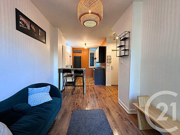 Appartement à vendre - Chambéry, Centre-ville - 3 pièces - 2 chambres