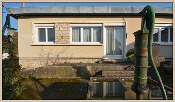 Maison à vendre - Varennes-sur-Seine - 4 pièces - 2 chambres