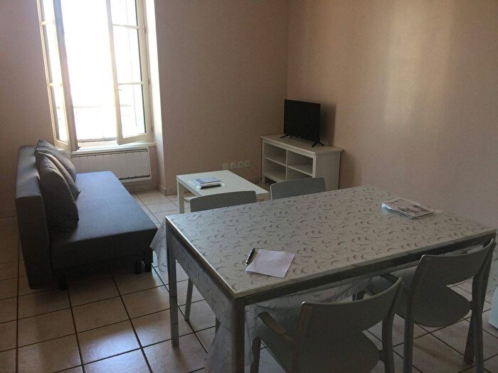 Appartement 2 pièces à Sury-le-Comtal, à louer