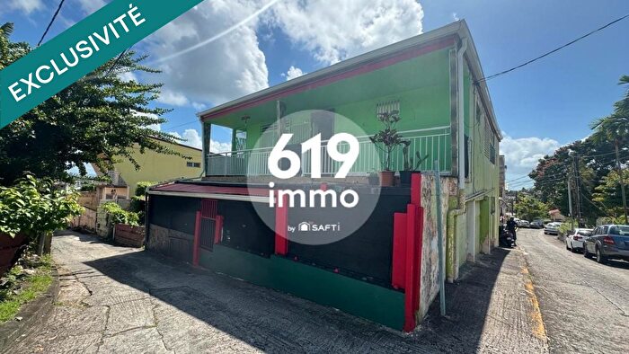 Maison à vendre - Fort-de-France - 7 pièces - 6 chambres