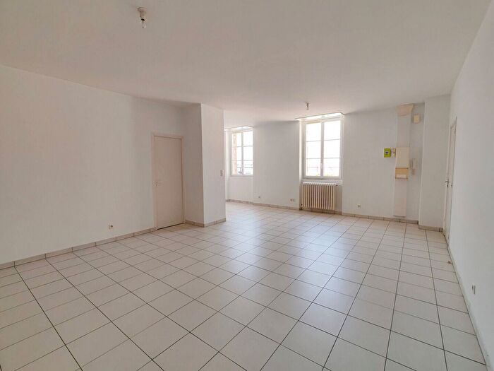 Appartement à louer - Centre Ville-Saint Léonard-Notre-Dame, Alençon - 4 pièces - 2 chambres