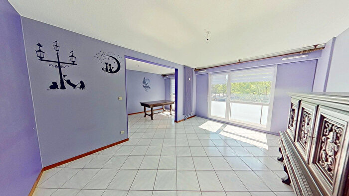Rixheim, Romains : Appartement 5 pièces à vendre