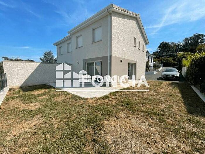 Maison à louer - Massieux - 4 pièces - 3 chambres