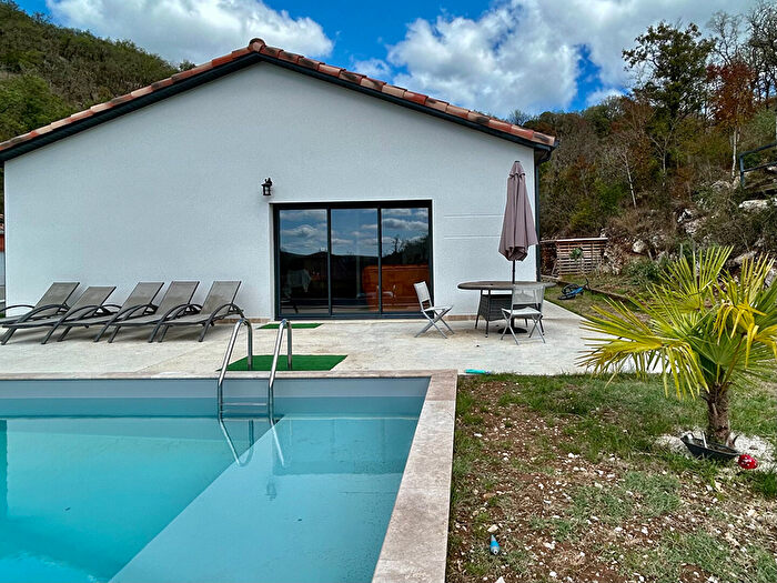 Maison à vendre - Laroque-des-Arcs - 5 pièces - 4 chambres