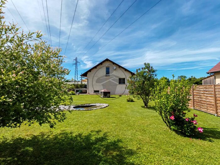 Maison 8 pièces à vendre à Chalezeule