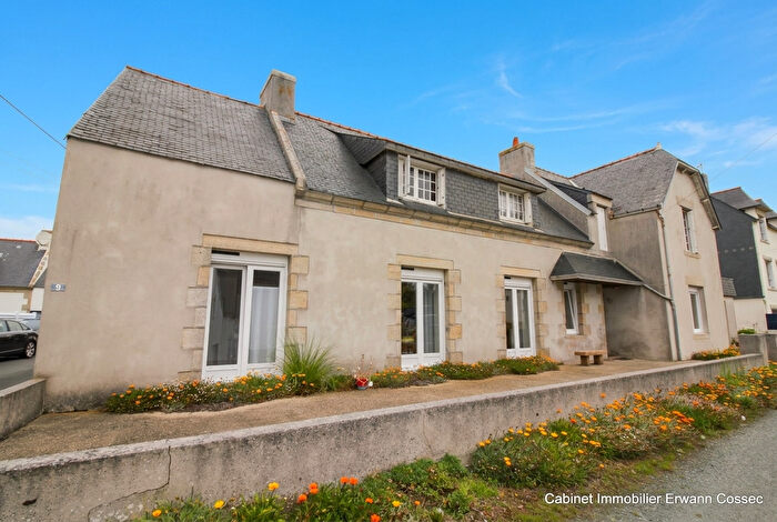 Maison à vendre - Treffiagat - 7 pièces - 5 chambres