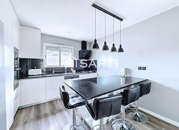 Maison à vendre - Sainte-Hélène - 6 pièces - 4 chambres