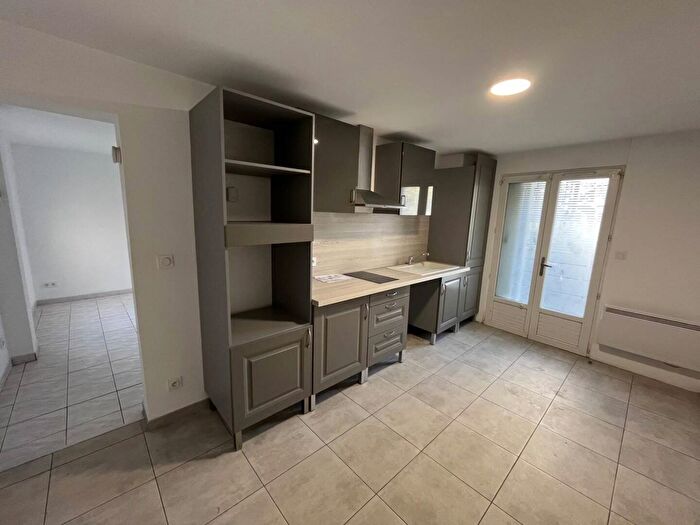 Appartement à louer - Saint Veran-Marsillargues, Avignon - 2 pièces - 1 chambre