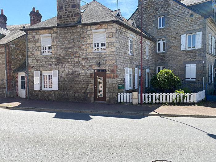 Maison à vendre - Juvigny-sous-Andaine - 5 pièces - 3 chambres