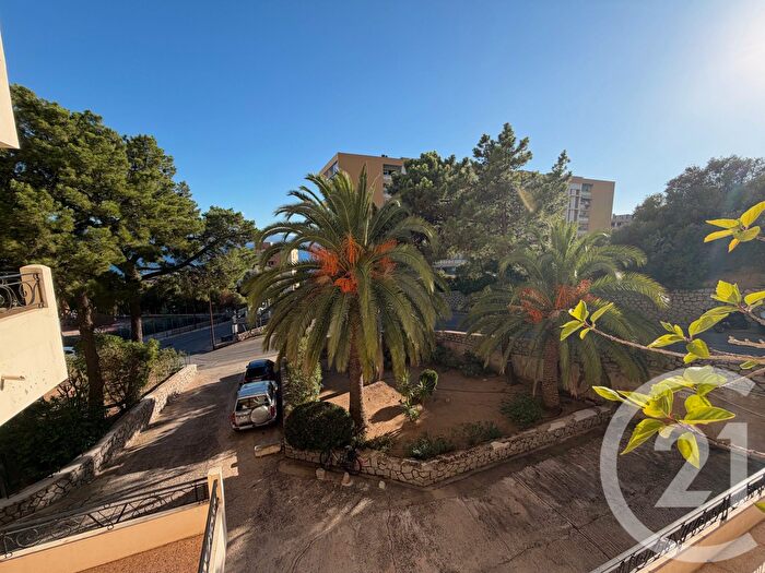 Appartement à louer - Ajaccio, Les Sanguinaires - 2 pièces - 1 chambre