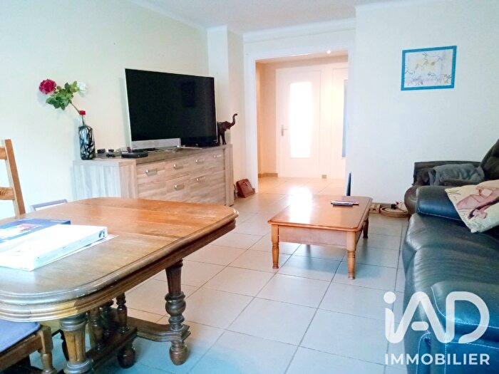 Appartement 3 pièces à Ville-la-Grand, à vendre