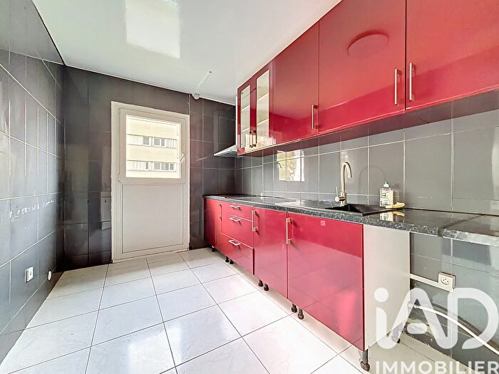 Appartement à vendre - Yerres, Gambetta, Brossolette, Belvédère - 4 pièces - 3 chambres