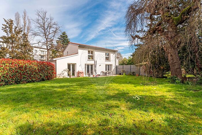 Maison à vendre - Limas - 5 pièces - 4 chambres