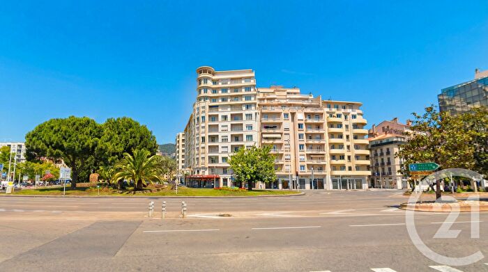 Appartement à vendre - Toulon, Centre-ville - 3 pièces - 2 chambres