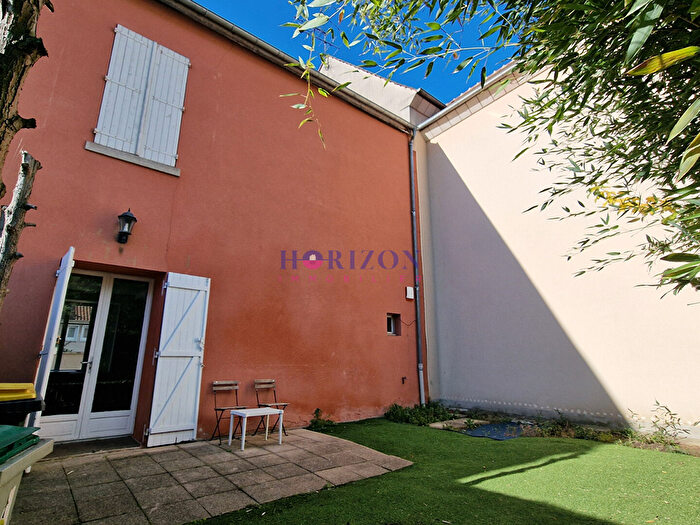 Maison à louer - Roissy-en-France - 5 pièces - 3 chambres